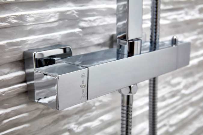 Scudo Elliot Square Dual Head Rigid Riser Shower in-stock click and ...