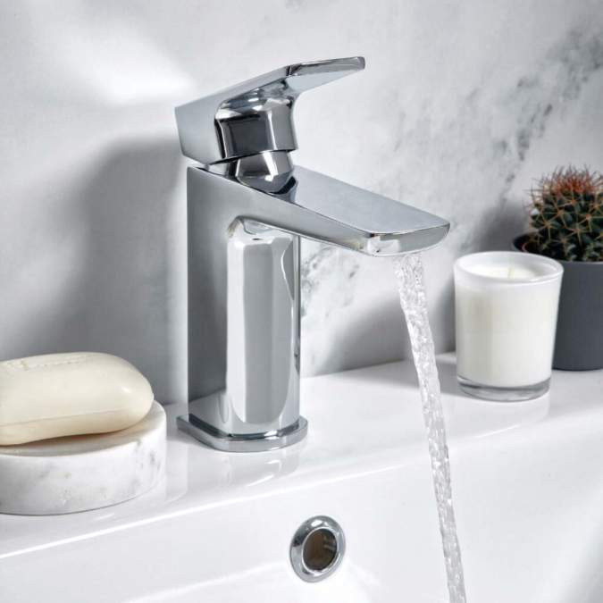 Scudo Muro Chrome Basin Mono Mixer