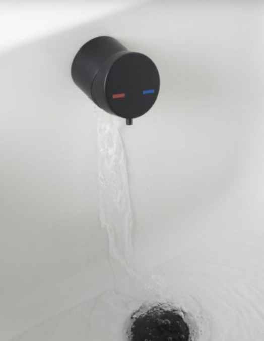 Scudo Matt Black Overflow Bath Filler Tap | WASTE103ORB