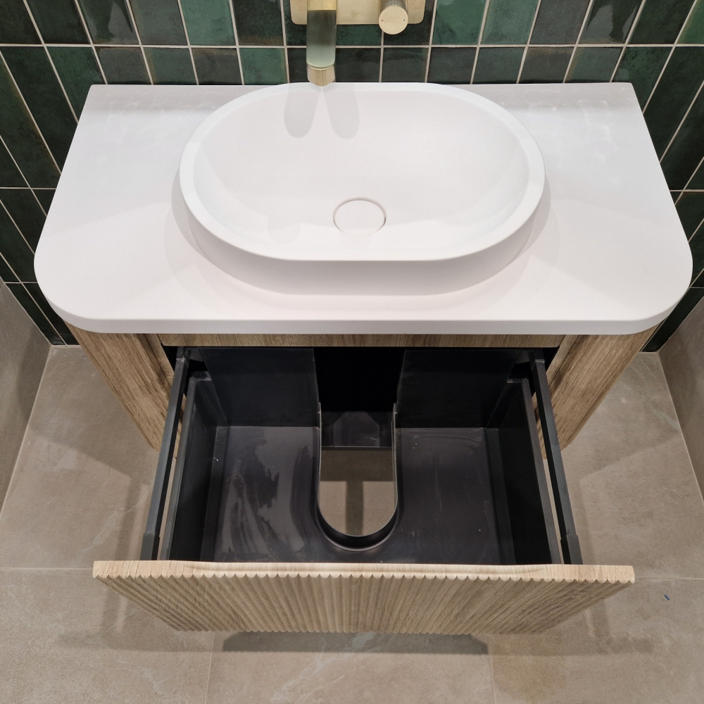 Scudo Linea Curve Oak 900mm Wall Hung Basin Vanity Unit