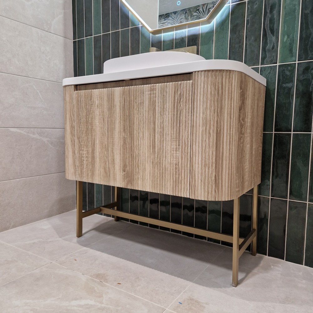 Scudo Linea Curve Oak 900mm Wall Hung Basin Vanity Unit
