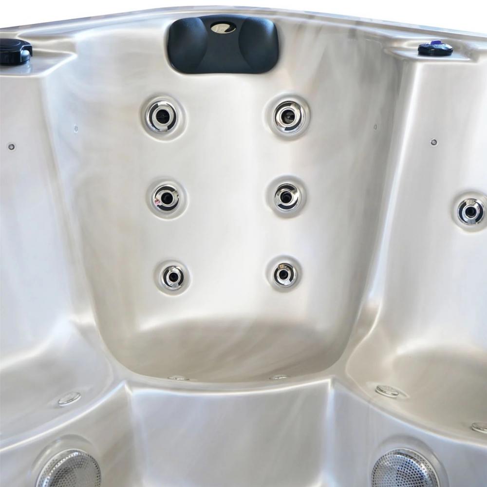 Breva 5 Seater Indoor / Outdoor Hot Tub Spa by Jaquar - Free UK ...